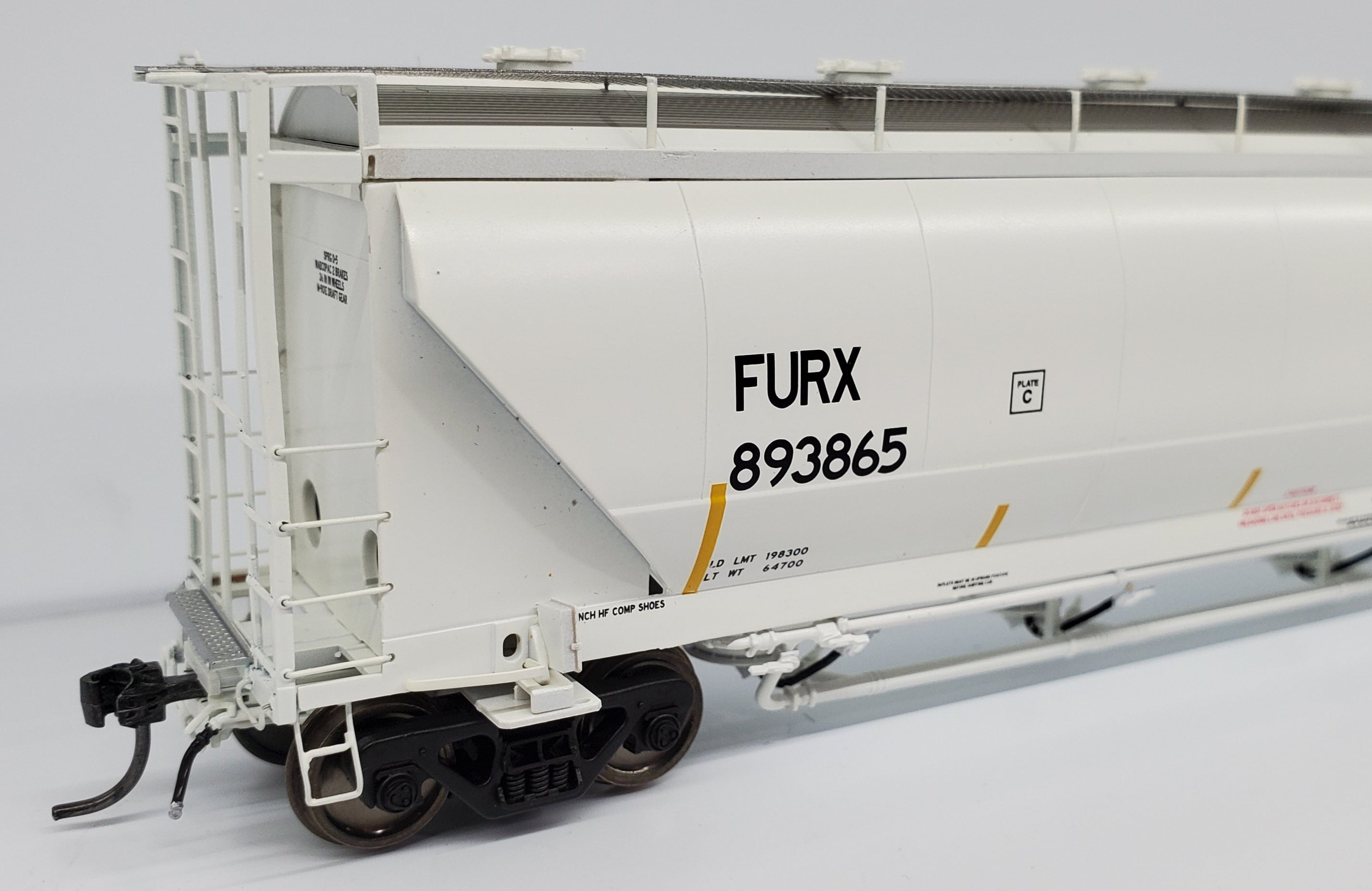 PD5000 Covered Hopper