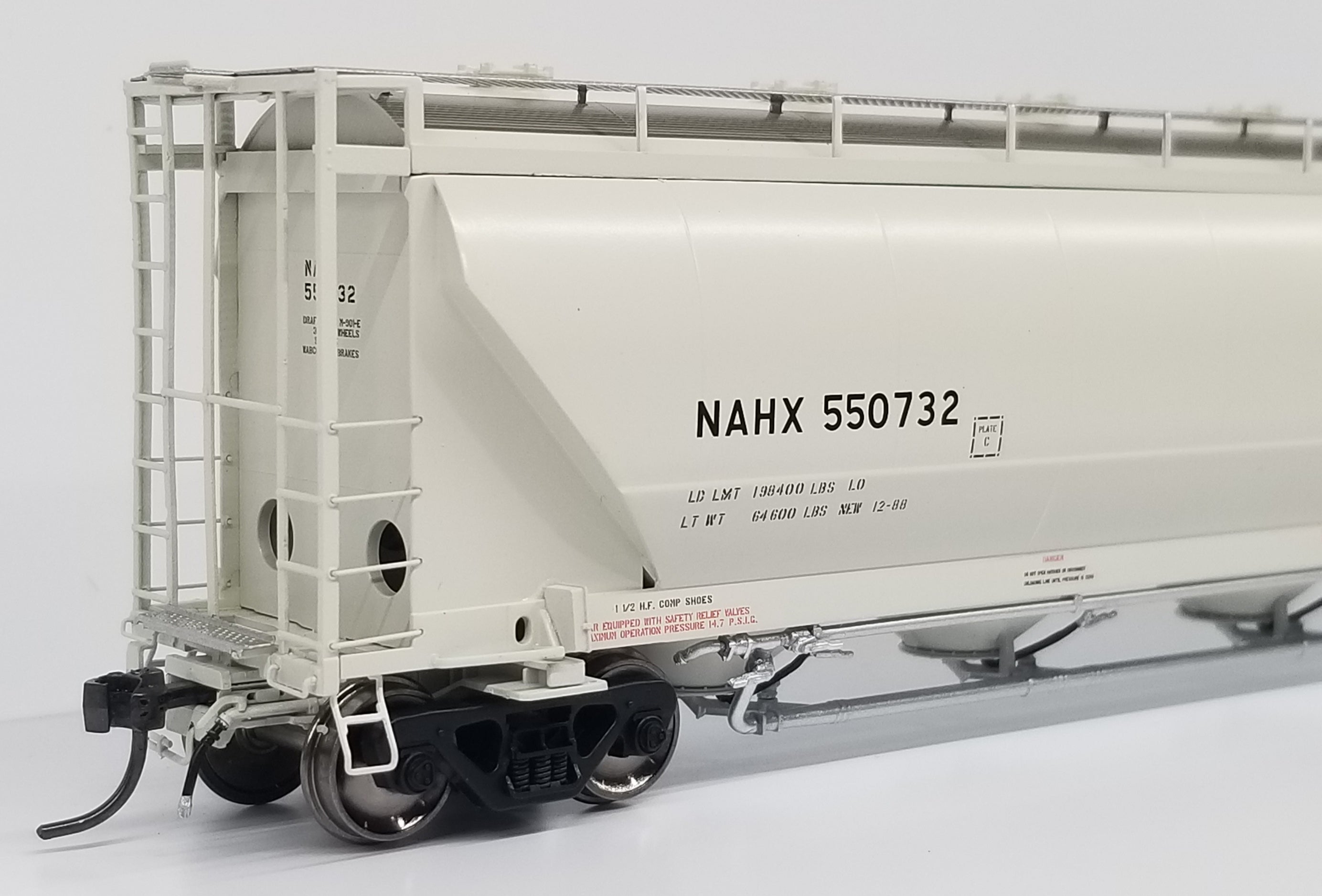 PD5000 Covered Hopper
